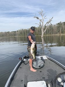 Fisherman lands mammoth bass at Tired Creek Lake – The Cairo Messenger